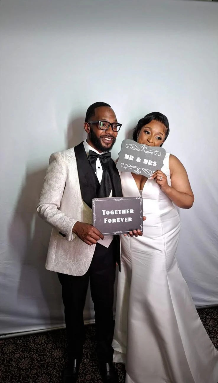 A Winter Wedding Masterpiece: Crafting the Perfect Groom & Groomsmen L ...